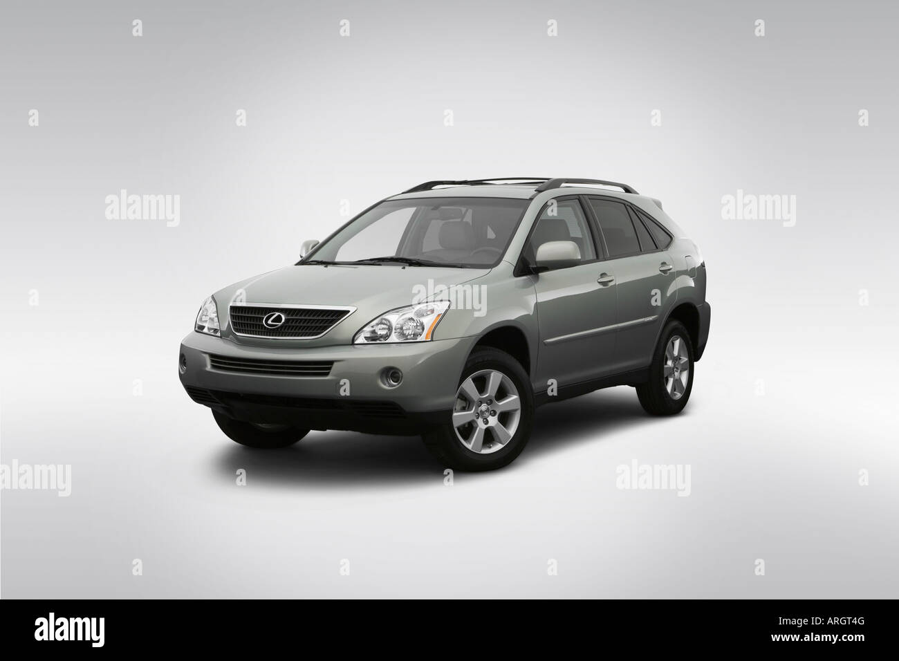 Lexus suv hybrid hi-res stock photography and images - Alamy