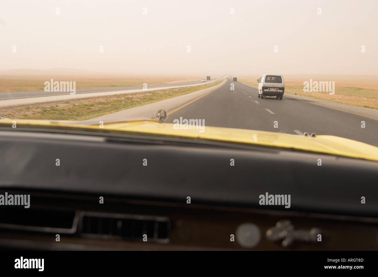 Car damascus syria taxi hi-res stock photography and images - Alamy