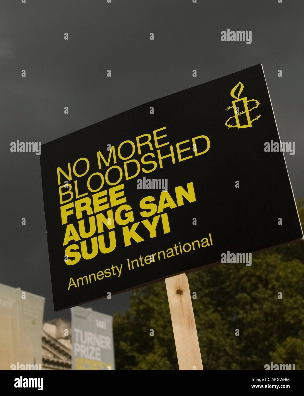 English burmese sign hi-res stock photography and images - Alamy