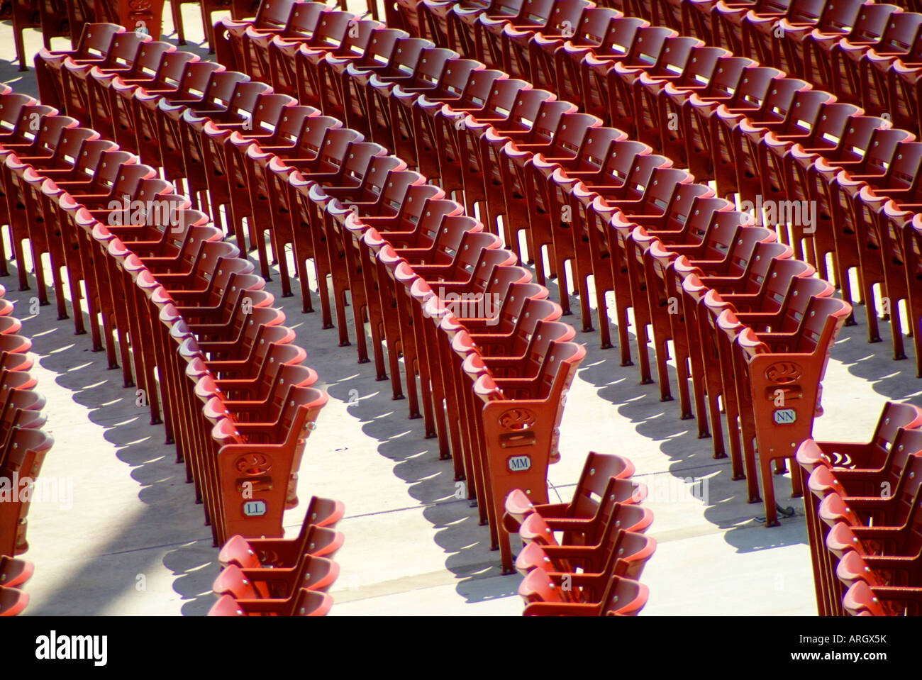 Pritzker pavilion chicago angle hi-res stock photography and images - Alamy