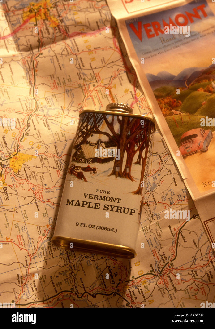 Maple Syrup tin on map of Vermont Stock Photo - Alamy