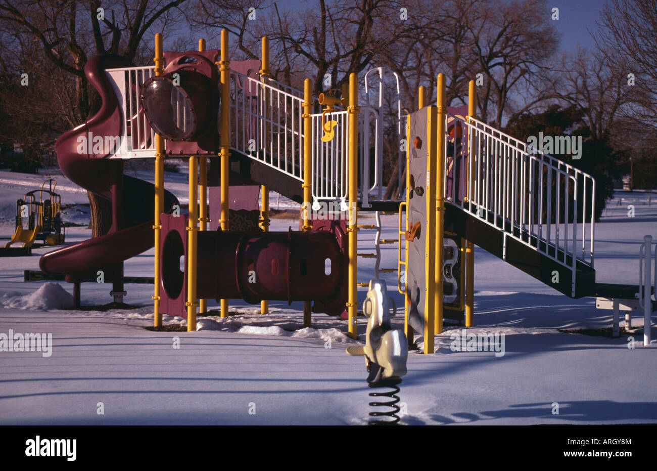 Jungle gym hi-res stock photography and images - Alamy