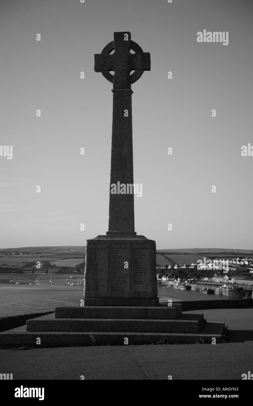 Cross padstow hi-res stock photography and images - Alamy