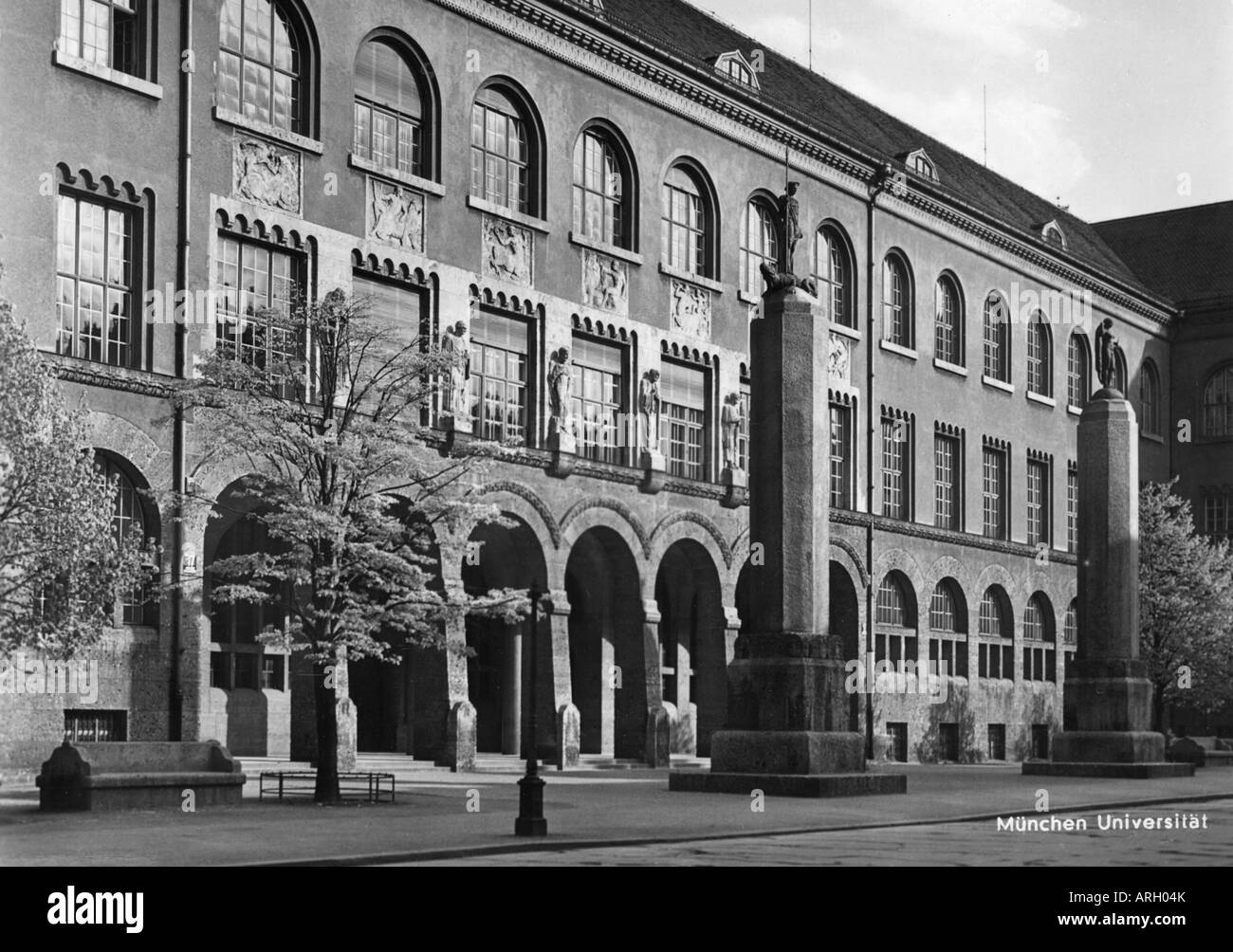 Munich university 1930s hi-res stock photography and images - Alamy