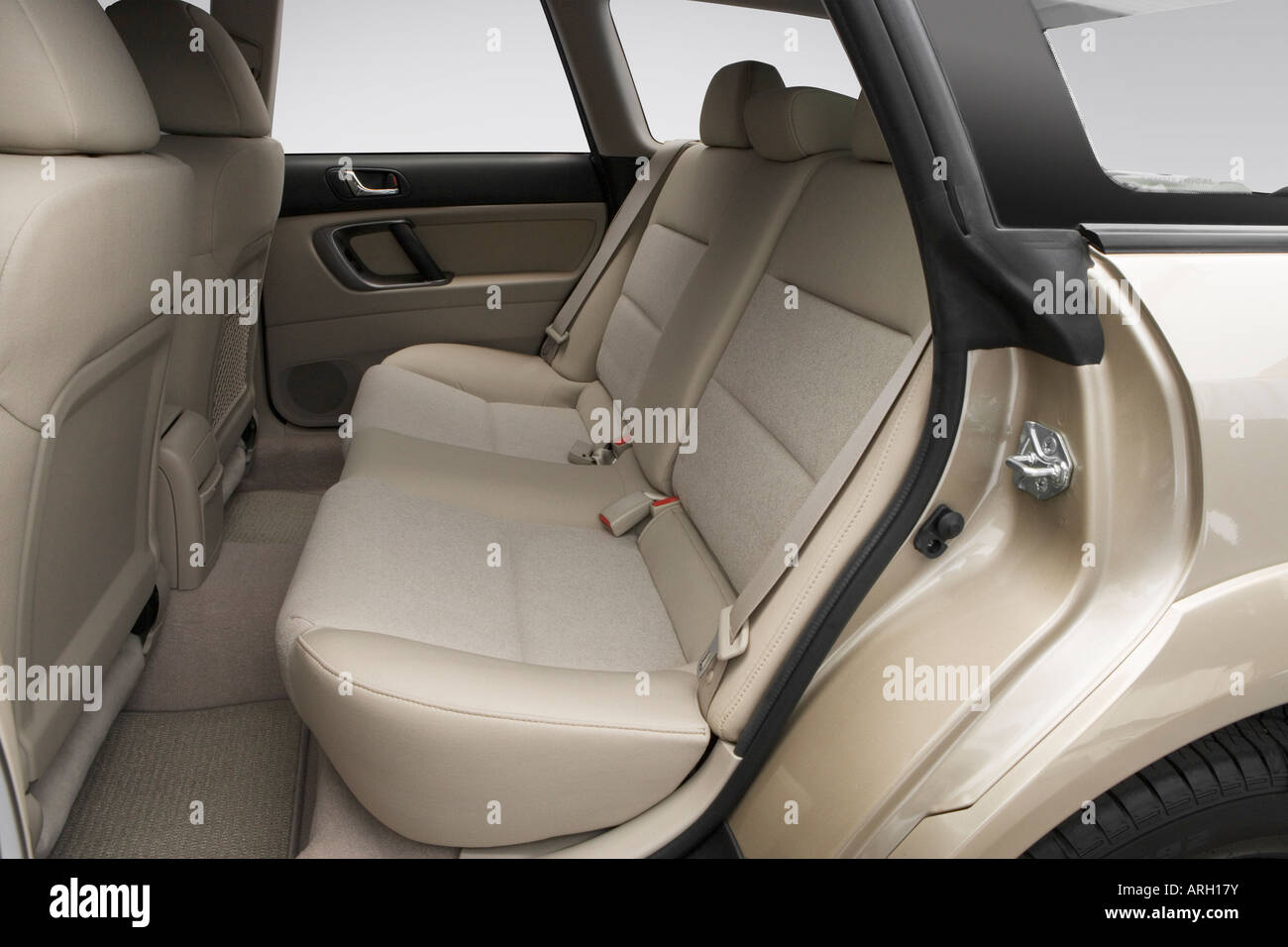 2008 Subaru Outback in Gold - Rear seats Stock Photo - Alamy