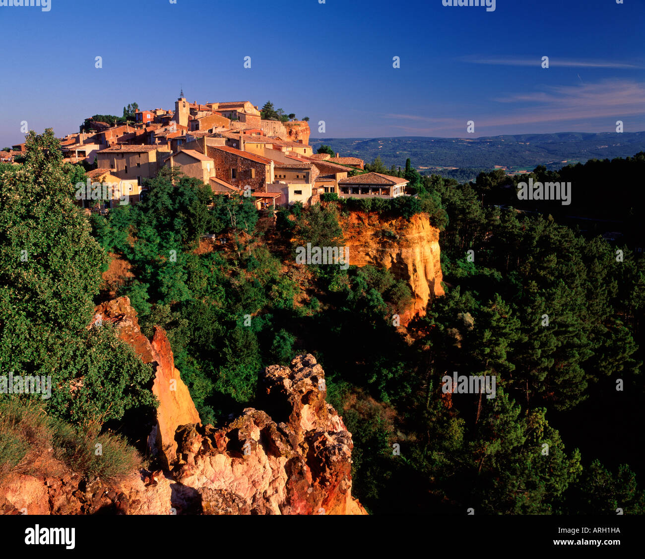 Rousillon Vaucluse Provence France Stock Photo - Alamy