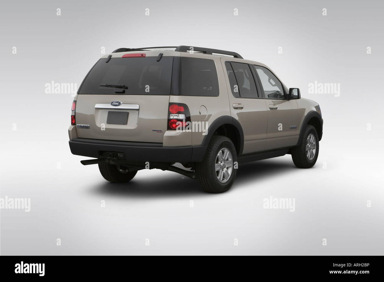 Rear view ford explorer suv hi-res stock photography and images - Alamy