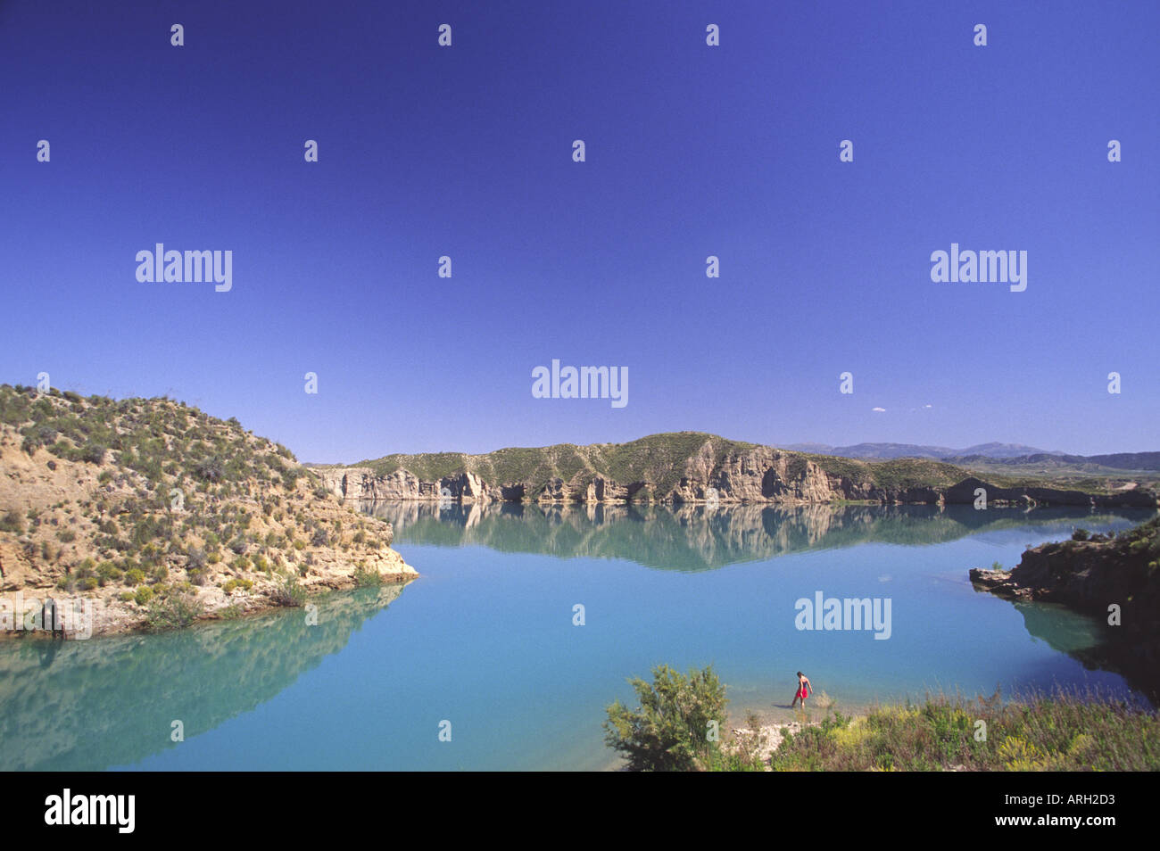 Negratin reservoir hi-res stock photography and images - Alamy