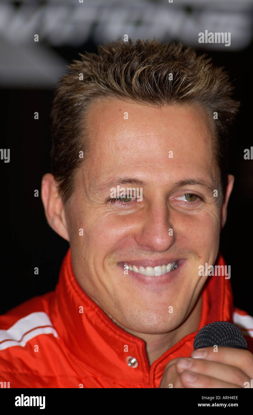 RACE OF CHAMPIONS STADE DE FRANCE PARIS DEC 4TH 2004 MICHAEL SCUMACHER ...