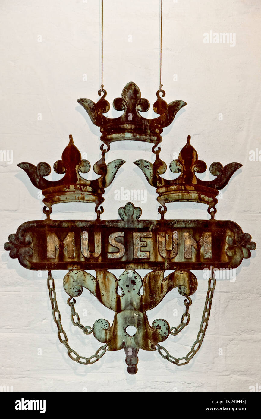 Display museum hi-res stock photography and images - Alamy