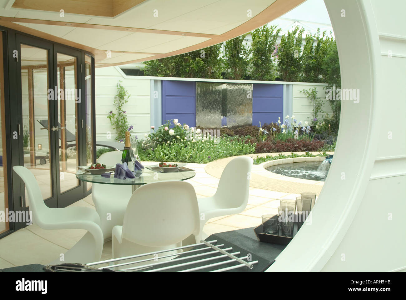 The Rockwool Garden Room at Chelsea Flower Show 2006 Stock Photo - Alamy