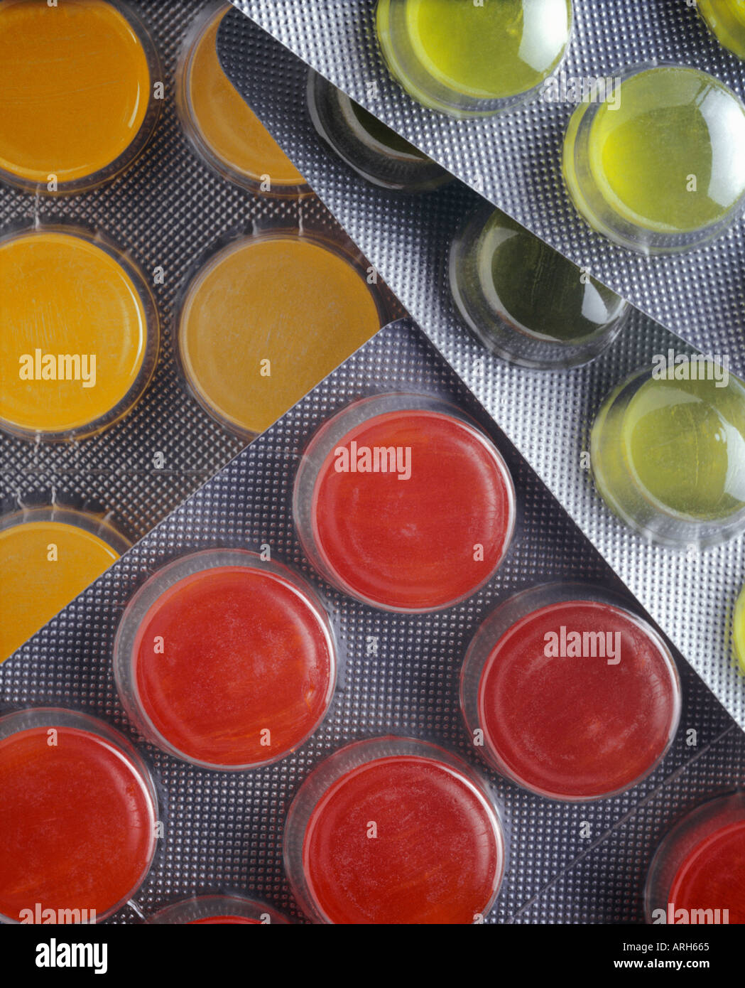 Throat sweets hi-res stock photography and images - Alamy