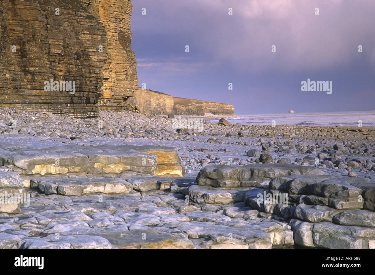 Colhuw beach hi-res stock photography and images - Alamy