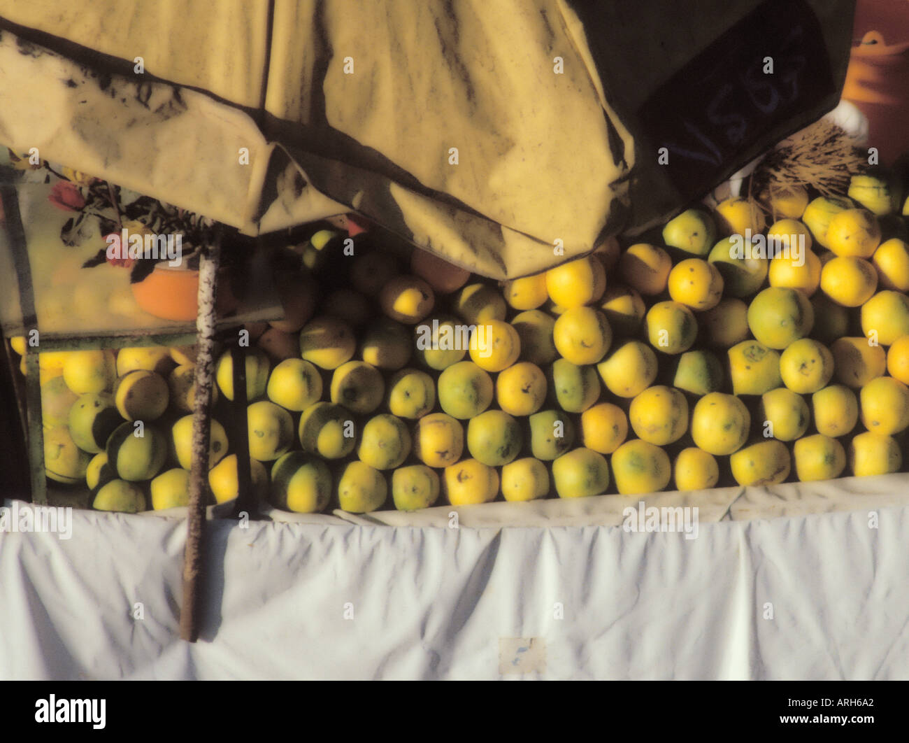 bazaar fruit stall Stock Photo - Alamy