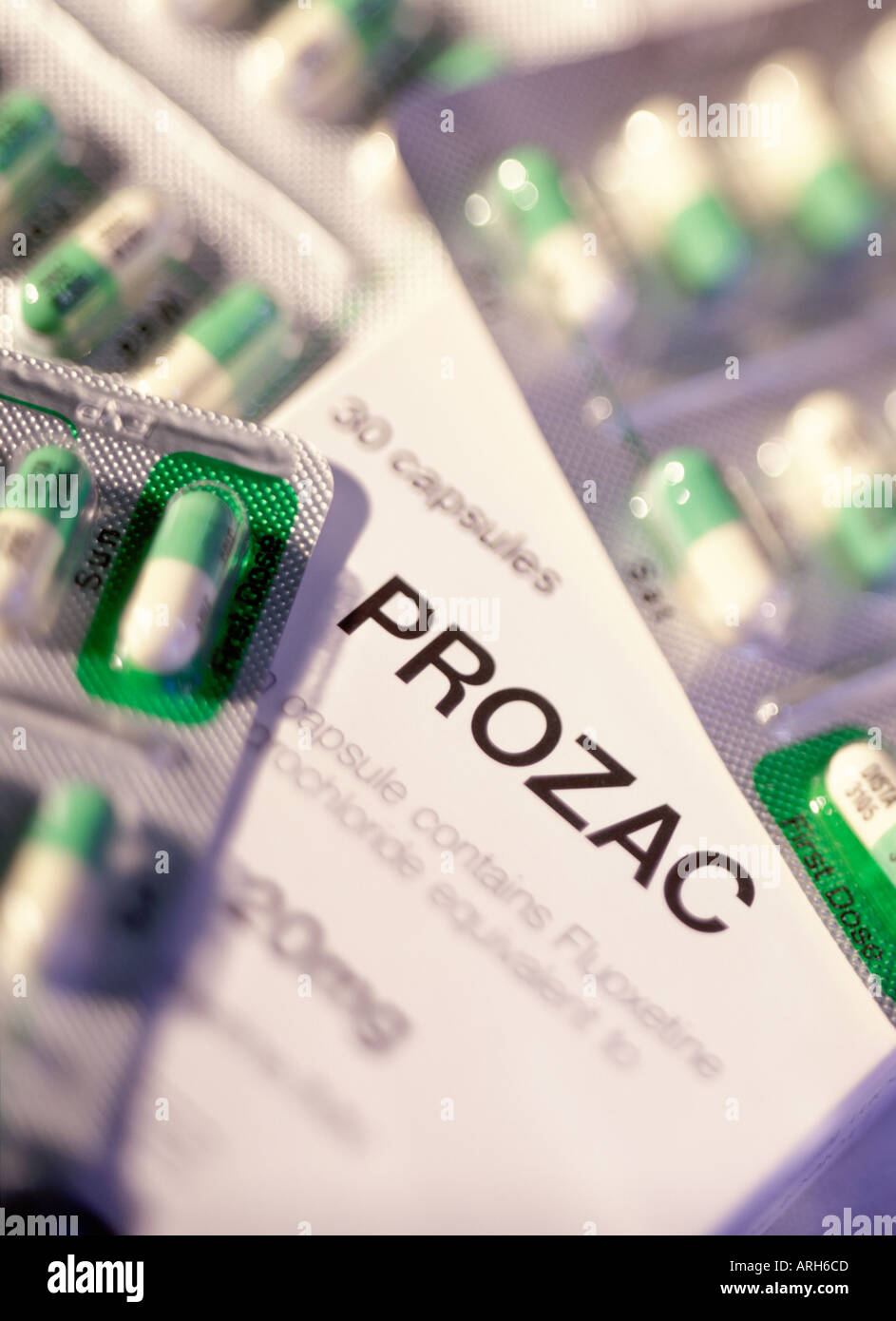 Prozac Tablets Stock Photos & Prozac Tablets Stock Images - Alamy