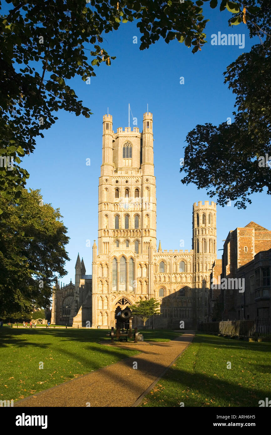 Ely Cathedral Church of the Holy and Undivided Trinity exterior ...