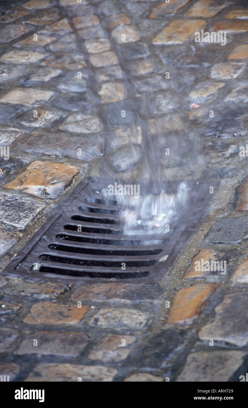 Brick culvert hi-res stock photography and images - Alamy