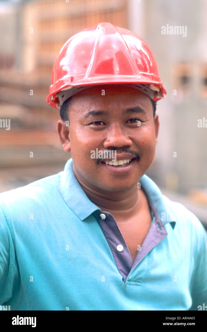 Bumi Putra native construction worker in Kuala Lumpur Malaysia Stock ...