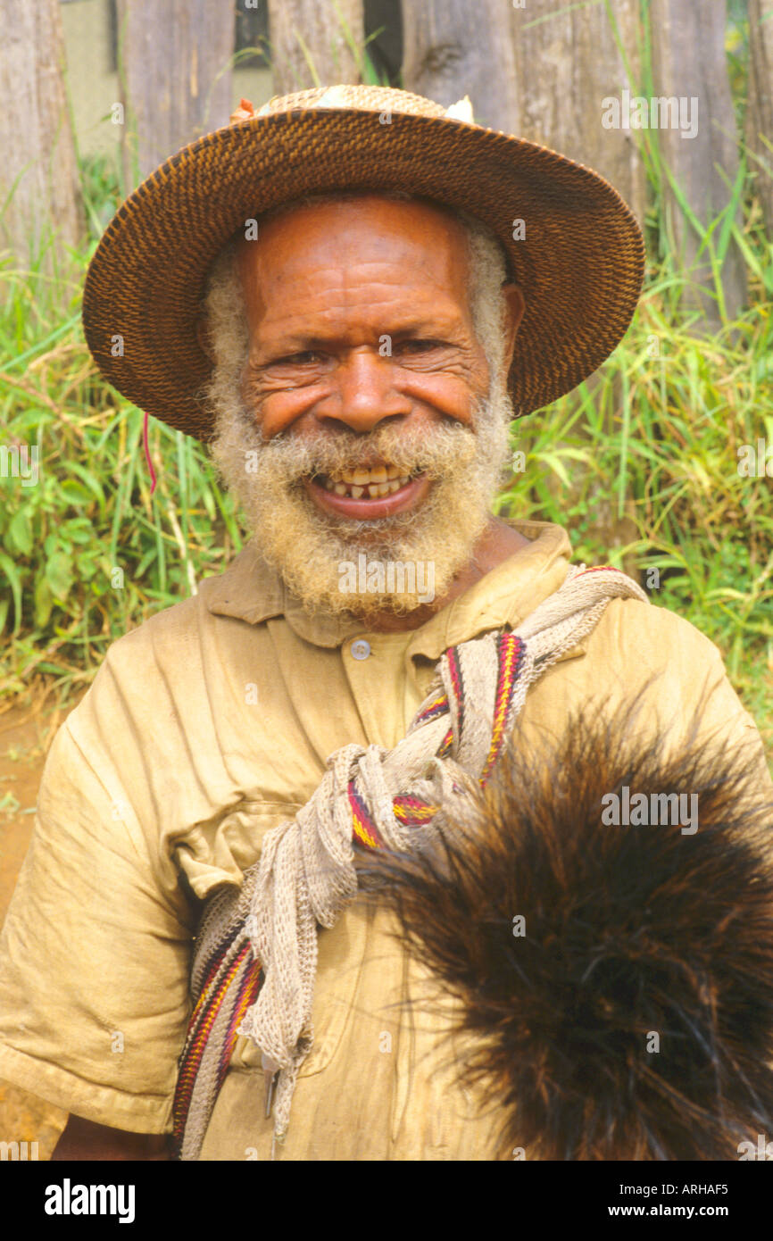 Colorful Native Old Man in Papua New Guinea Stock Photo - Alamy