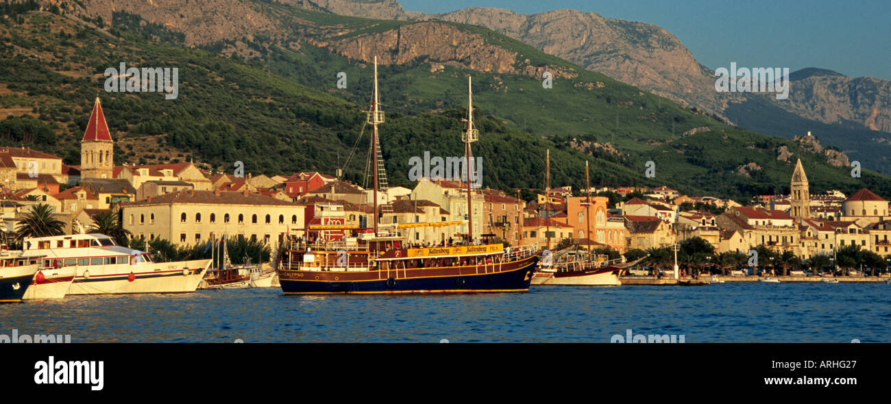 Makarska Harbour, Makarska, Croatia Stock Photo - Alamy
