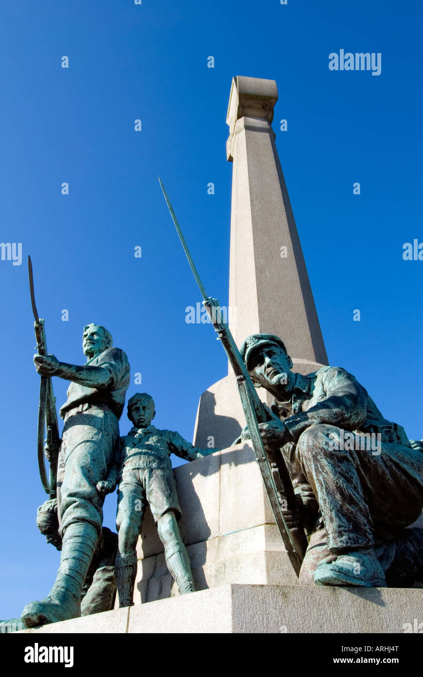 War memorial port sunlight village hi-res stock photography and images ...