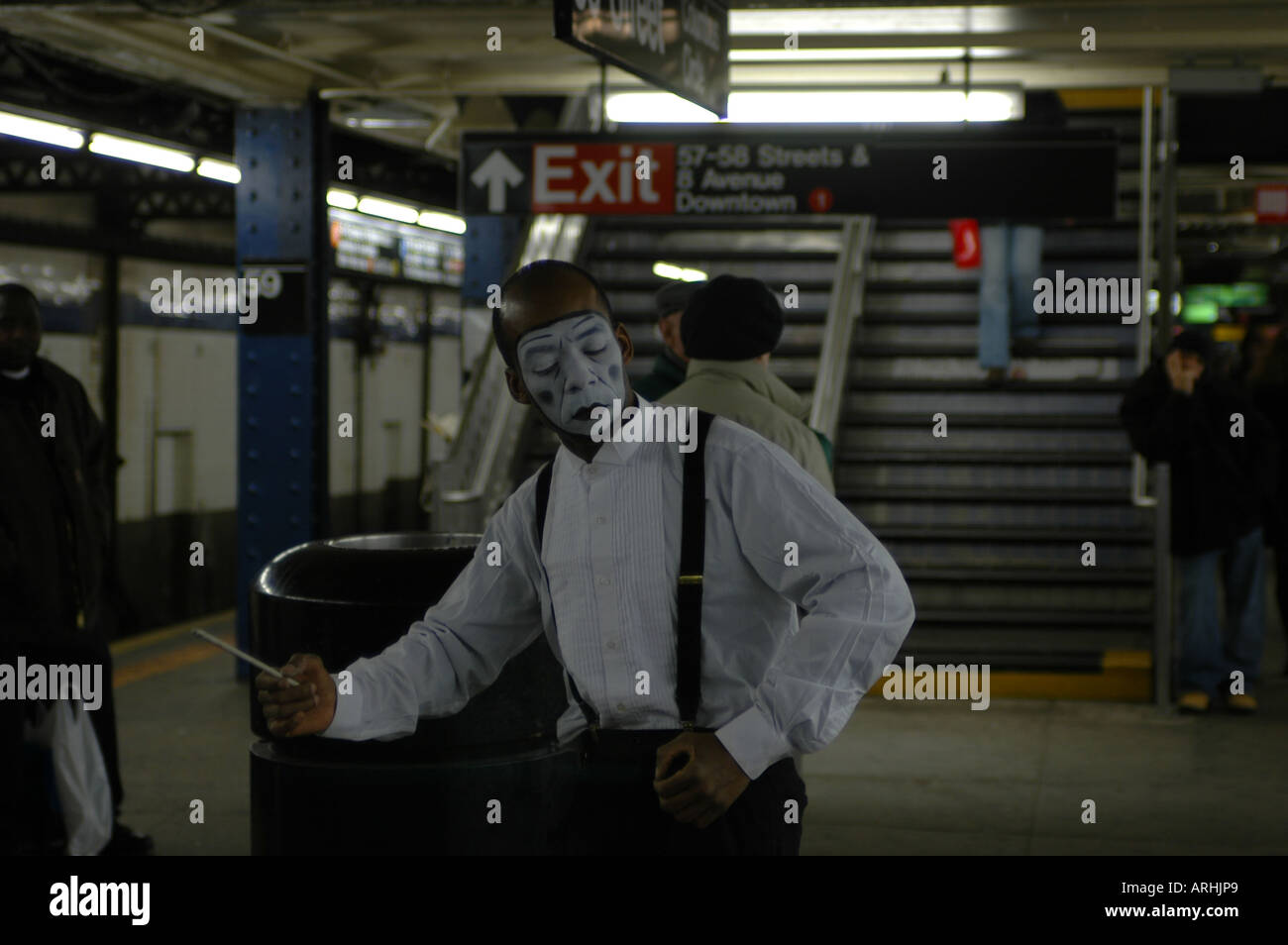 American mime hi-res stock photography and images - Alamy