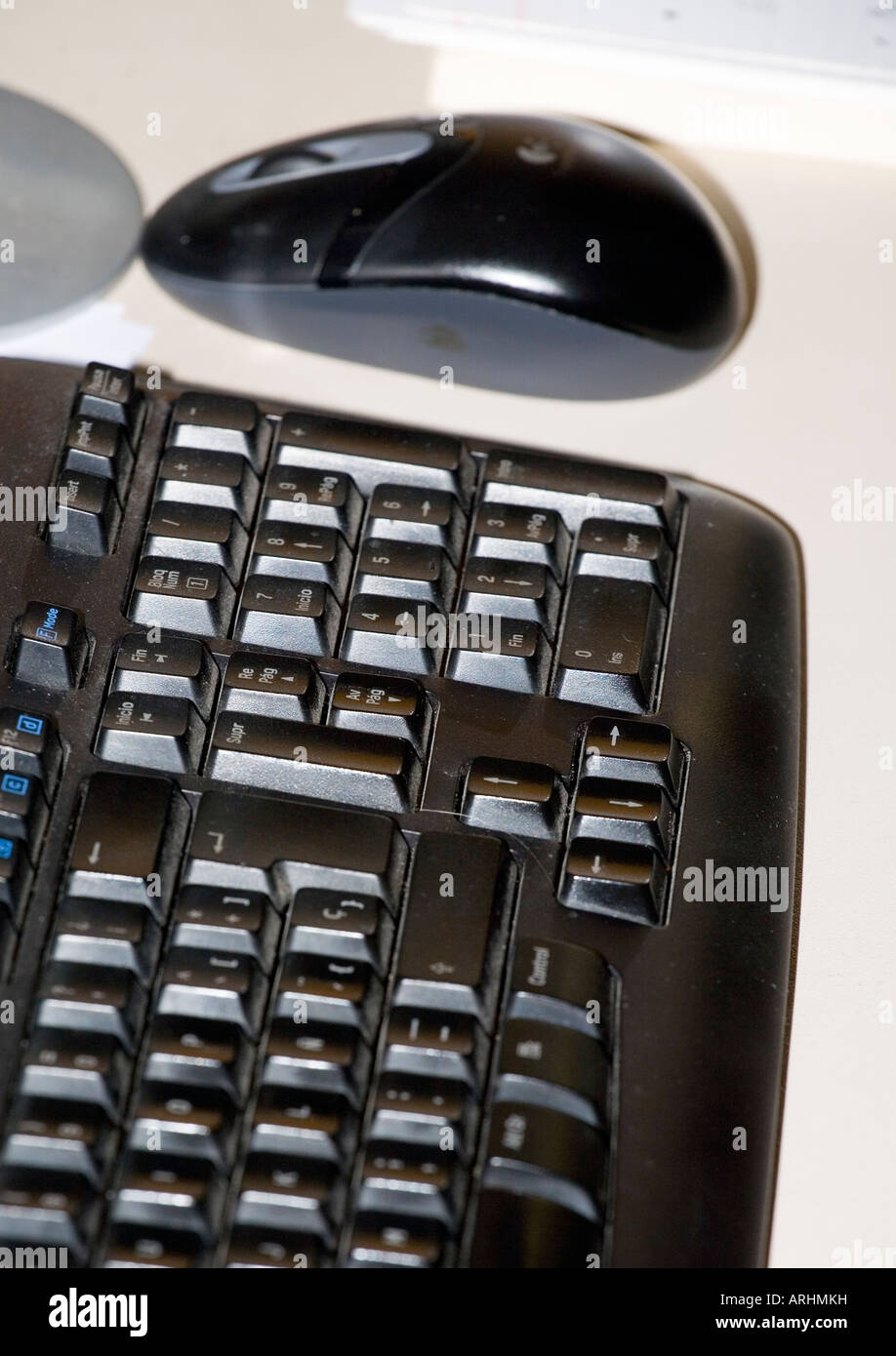 Wireless keyboard mouse hi-res stock photography and images - Alamy