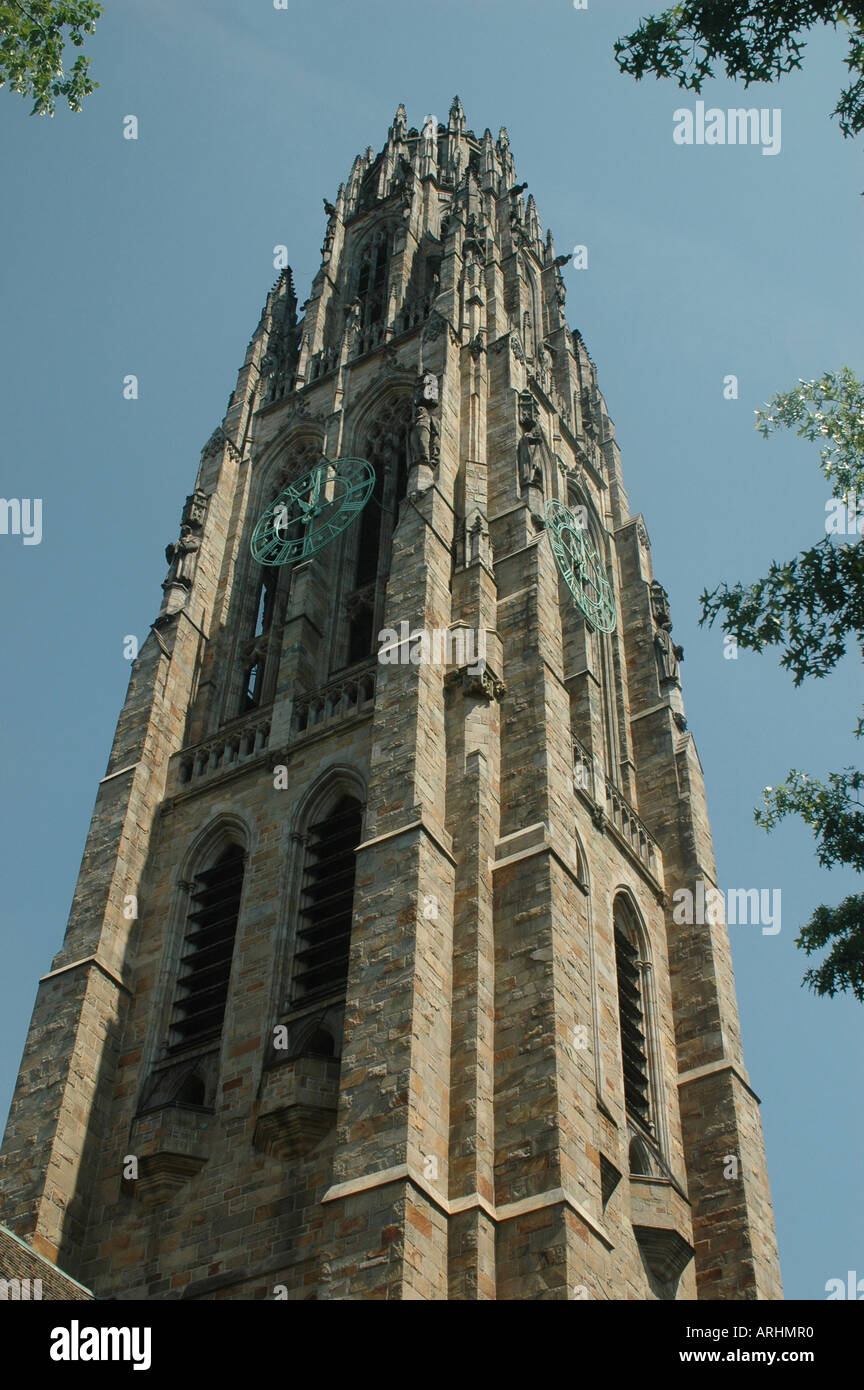 Harkness tower yale university hi-res stock photography and images - Alamy