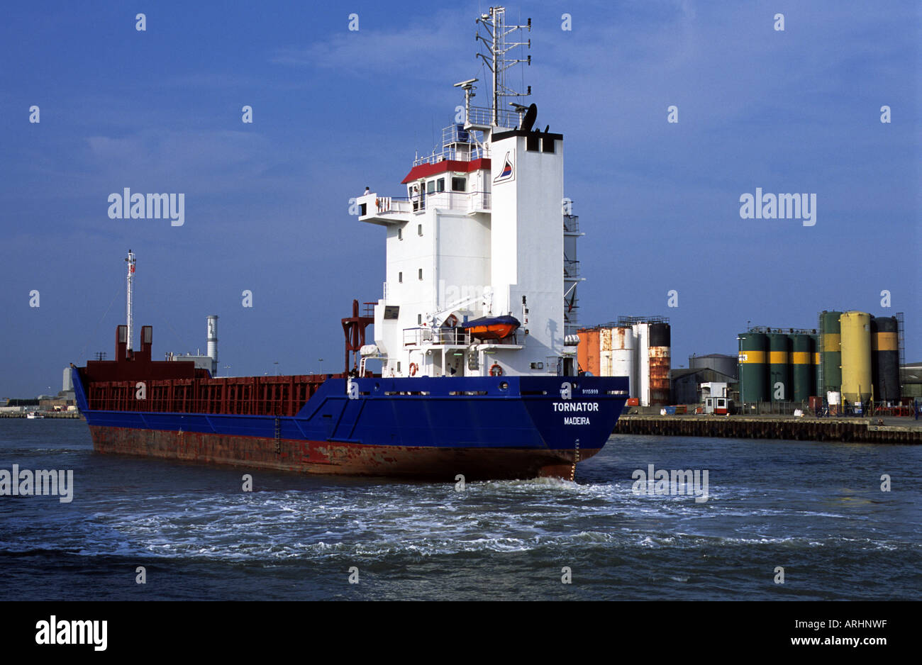 River yarmouth docks hi-res stock photography and images - Alamy