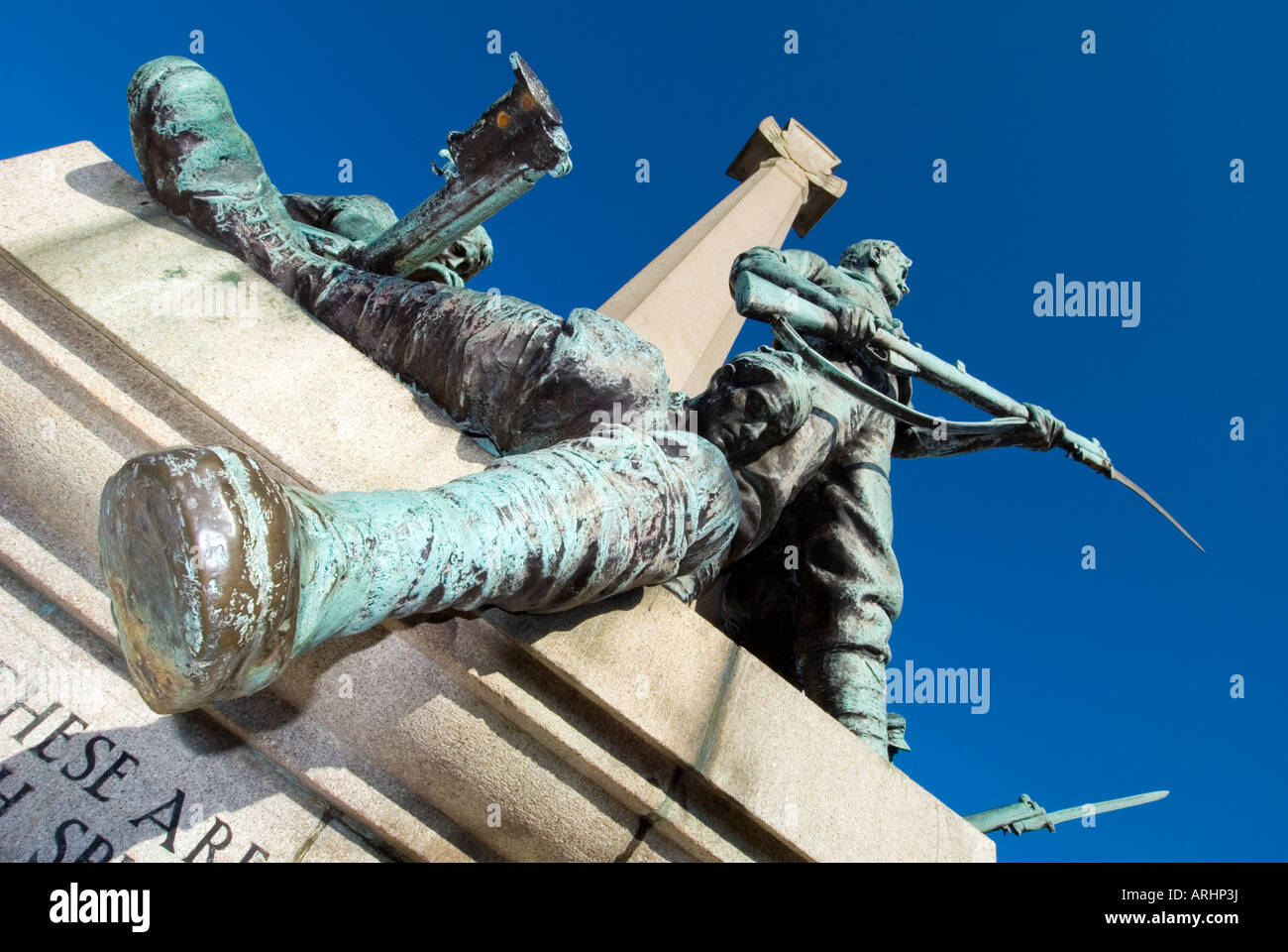 Foot soldiers statue hi-res stock photography and images - Alamy