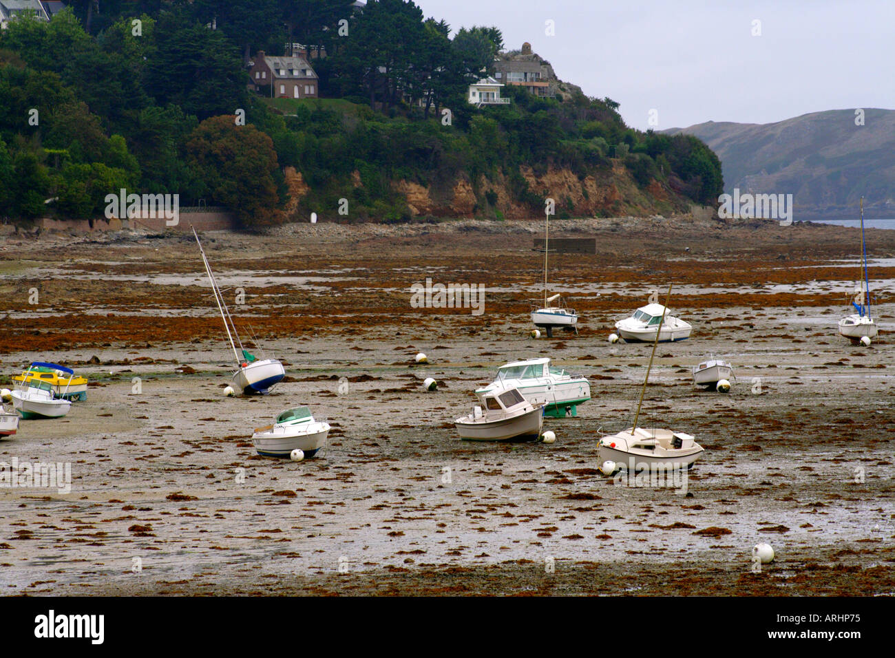 Foreshore ships hi-res stock photography and images - Alamy