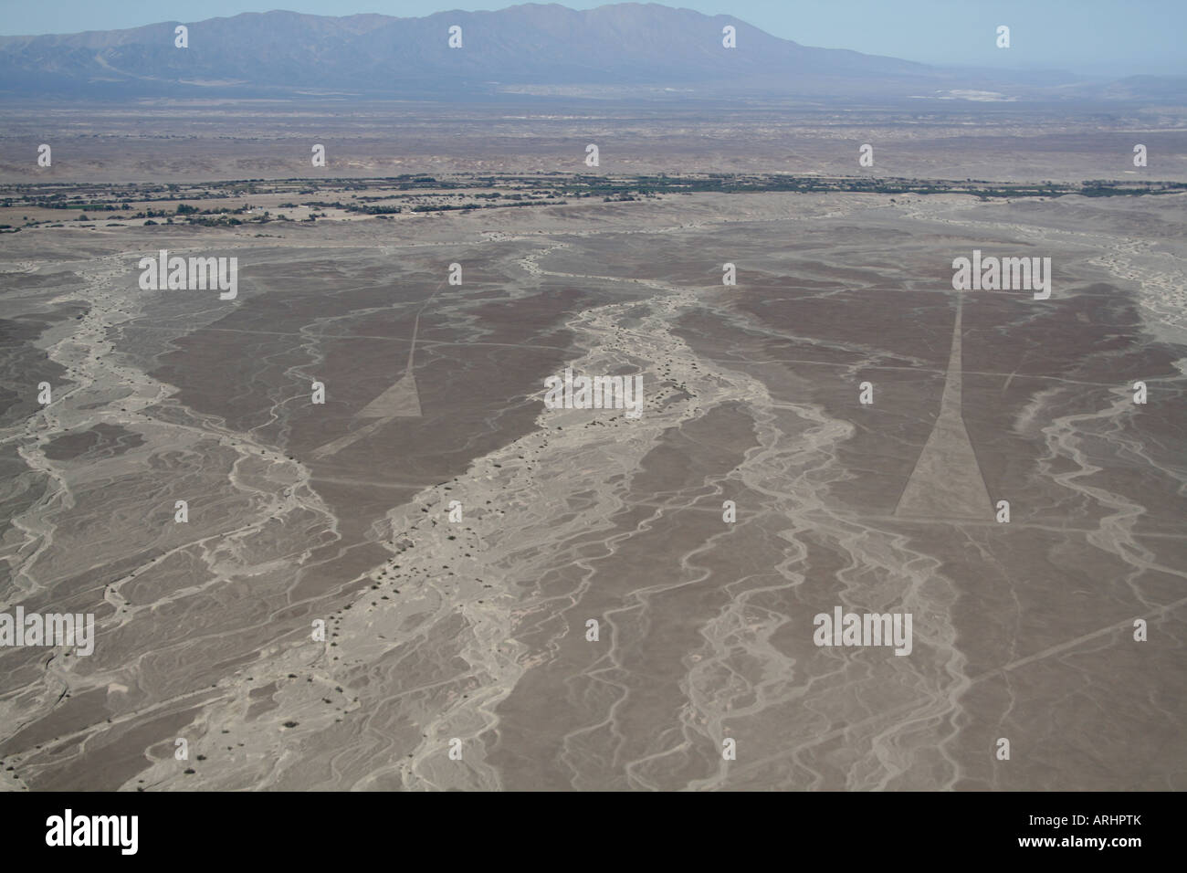 Triangle patterns Nazca Lines Peru Stock Photo - Alamy