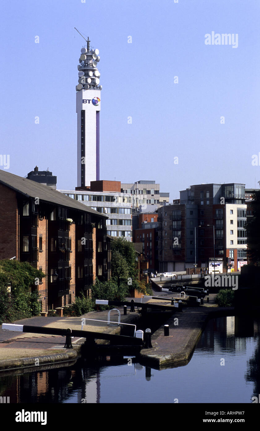 Birmingham and Fazeley Canal at Farmers Bridge Locks, Birmingham, West ...
