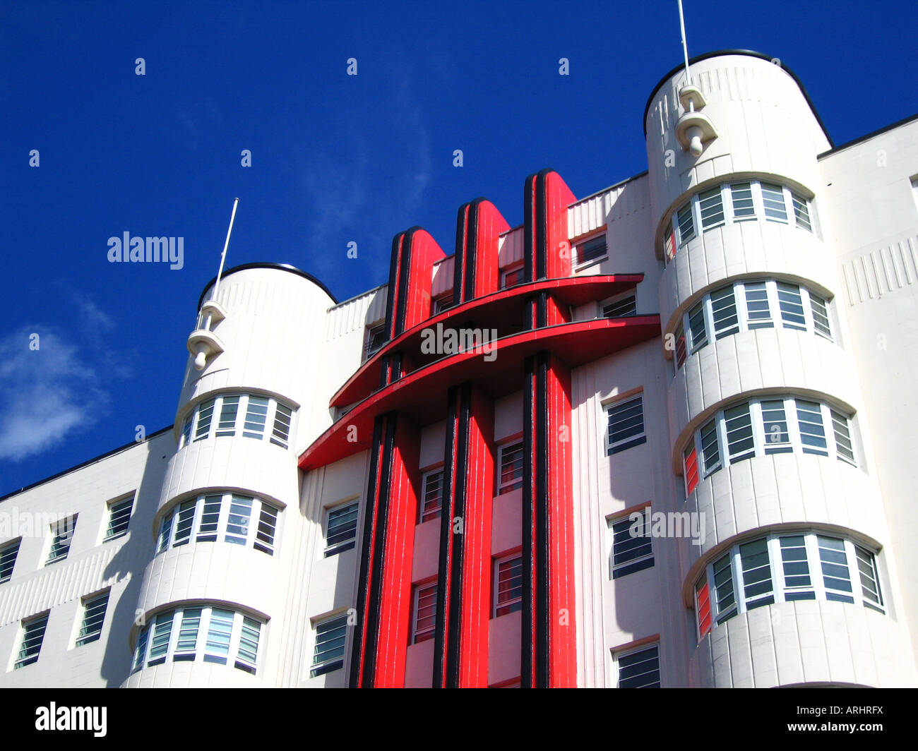 Art deco tower hi-res stock photography and images - Alamy