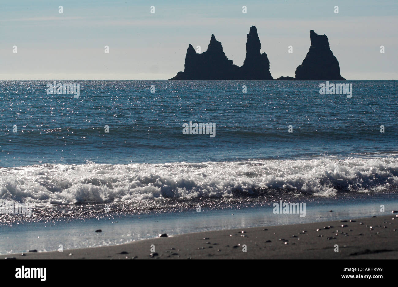 Reyninsdrangar rock formations hi-res stock photography and images - Alamy