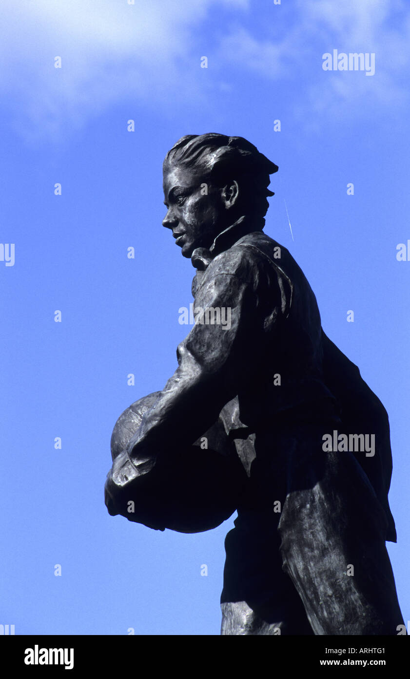 William Webb Ellis statue, Rugby, Warwickshire, England, UK Stock Photo ...