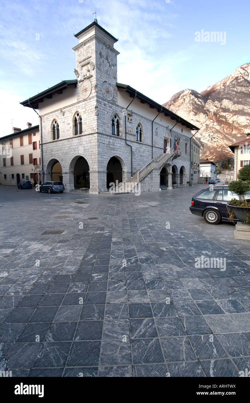 Townhall town hall palace city hi-res stock photography and images - Alamy