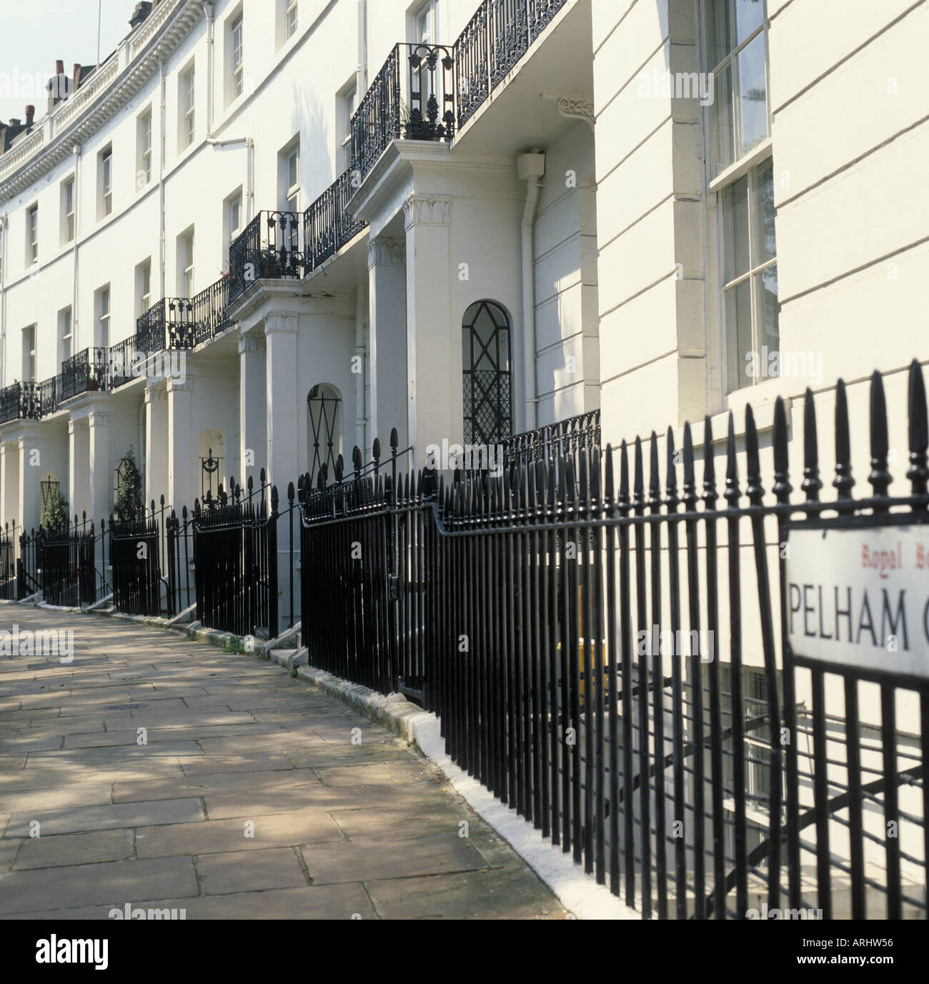 Crescent victorian architect hi-res stock photography and images - Alamy