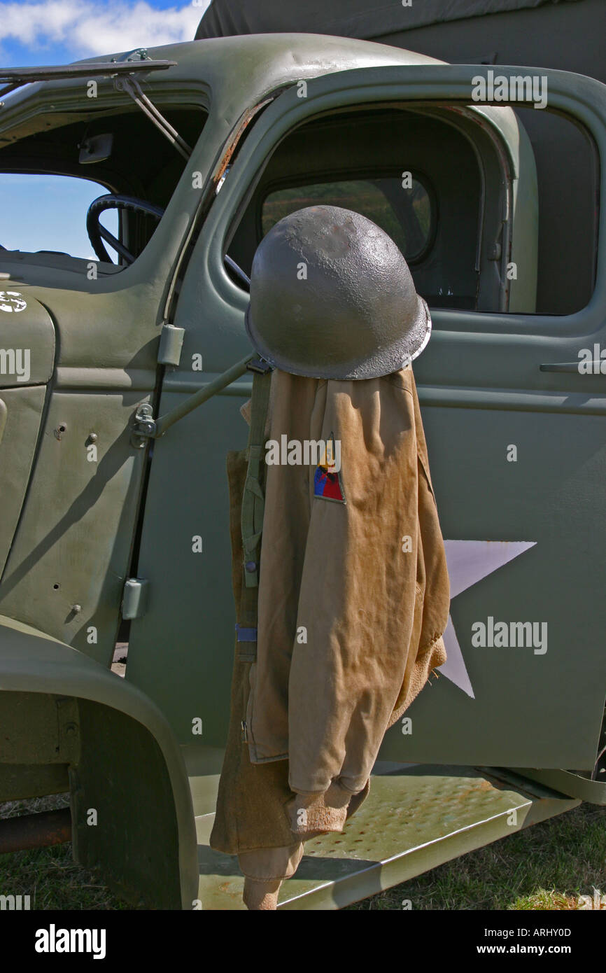 Second world war us army truck, with helmet and 5th armored division ...