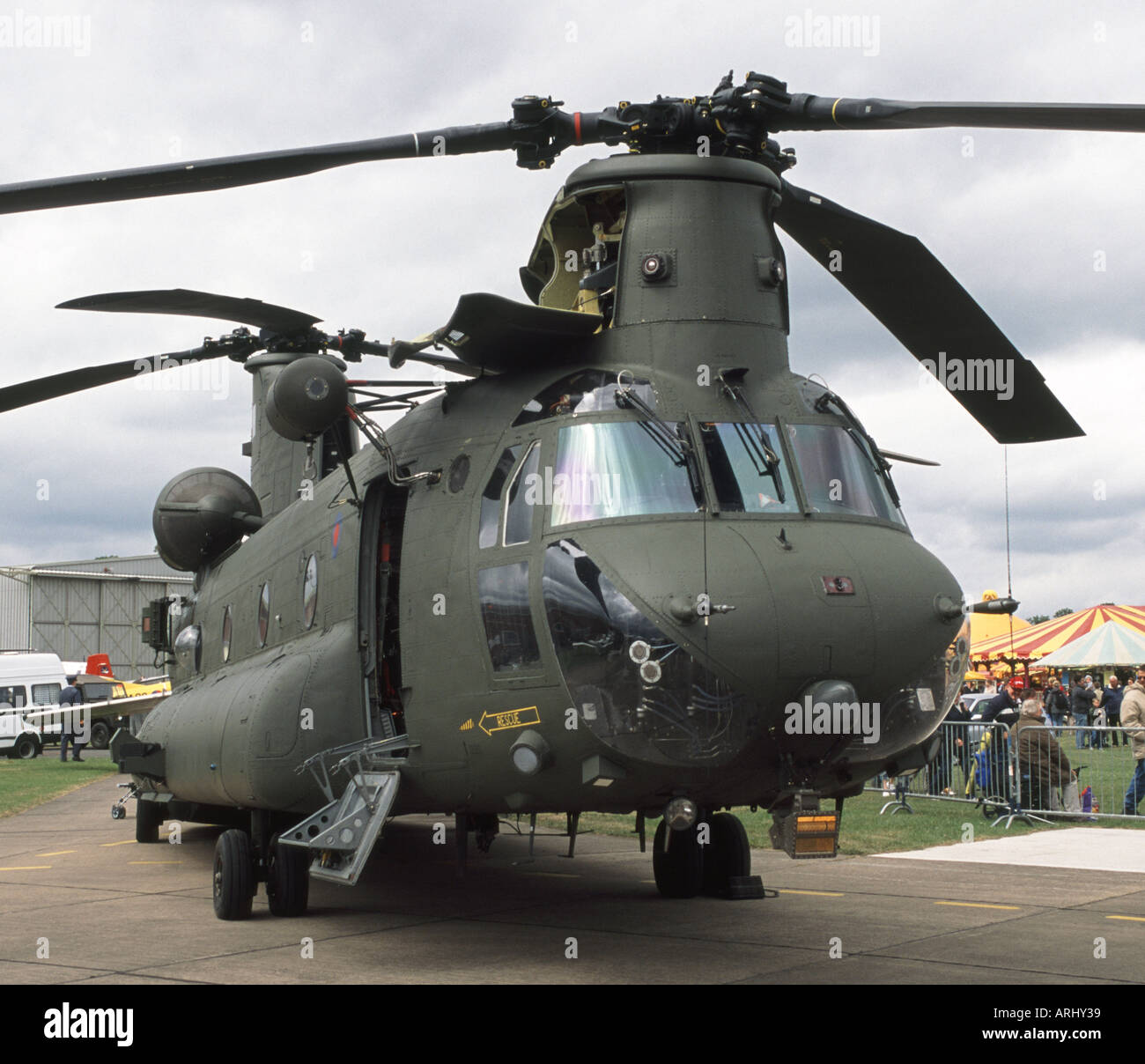 CHINOOK HELICOPTER ROYAL AIR FORCE ENGLAND UK Stock Photo - Alamy