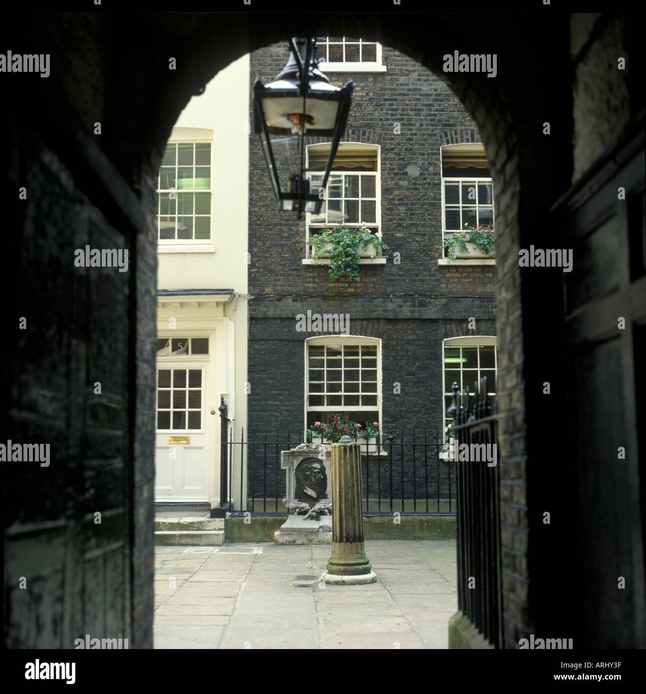 Pickering place hi-res stock photography and images - Alamy