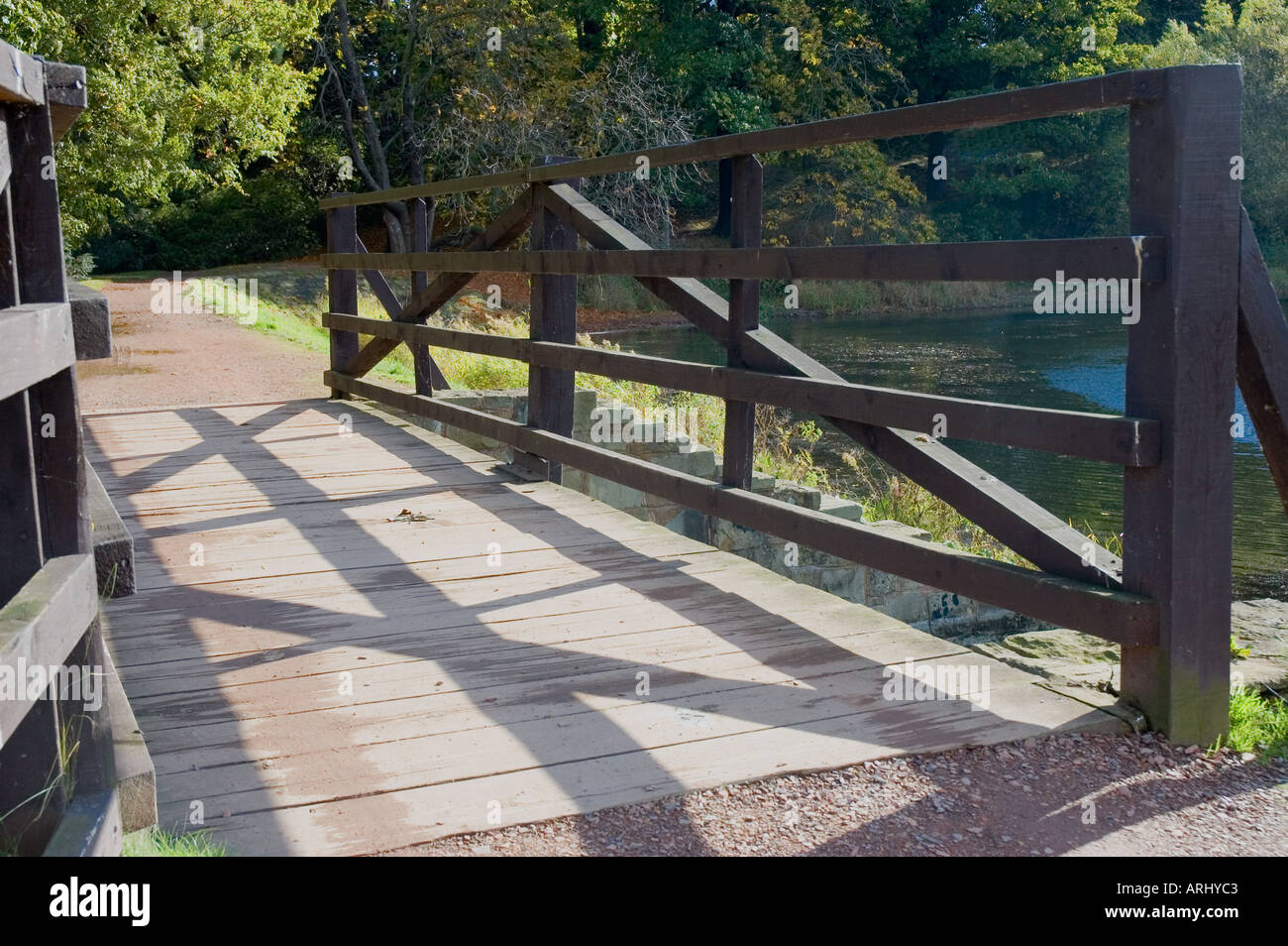 Footbrigdge hi-res stock photography and images - Alamy