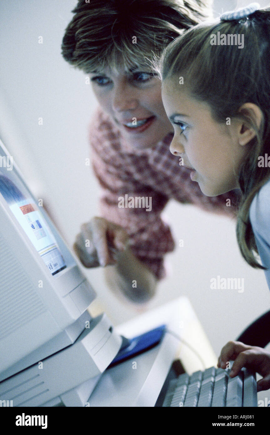 Children computers in teaching hi-res stock photography and images - Alamy