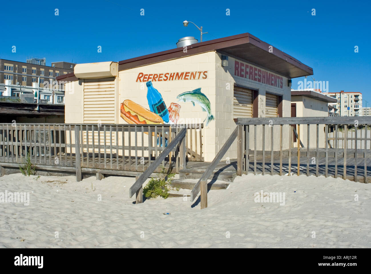 Closed Beach Snack Bar High Resolution Stock Photography and Images - Alamy