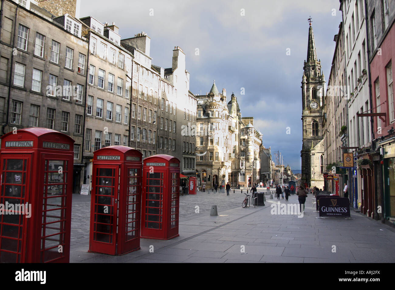 View of High Street, Royal Mile, Edinburgh, Scotland Stock Photo - Alamy