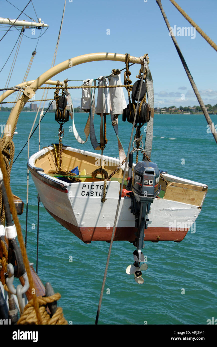 Sailing life raft hi-res stock photography and images - Alamy
