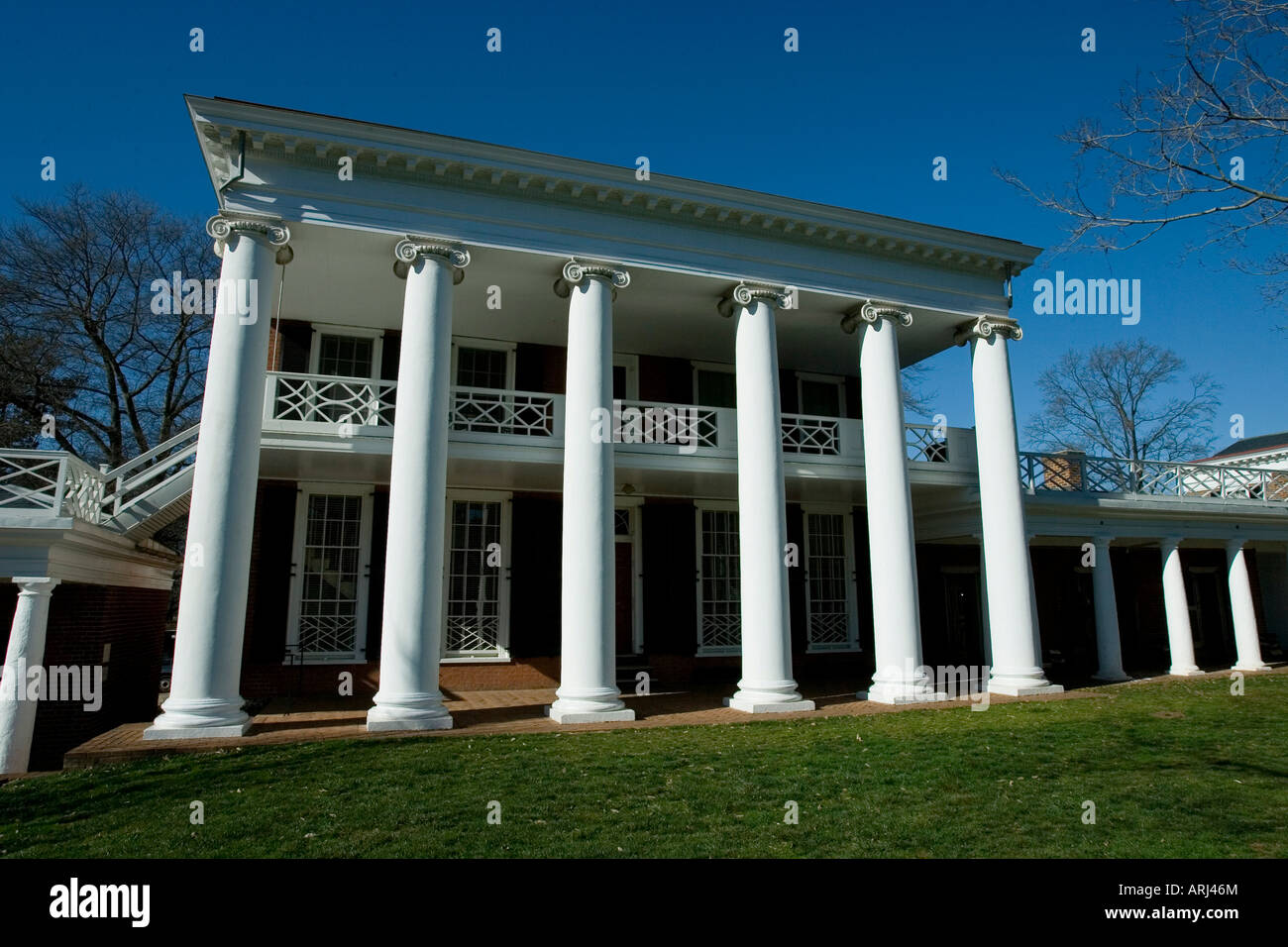 Rotunda university virginia historical hi-res stock photography and ...