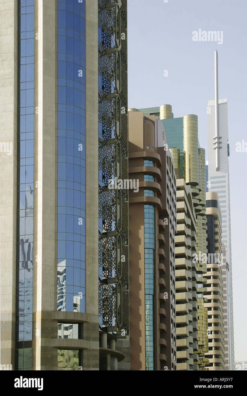 Building Cladding Dubai High Resolution Stock Photography and Images ...