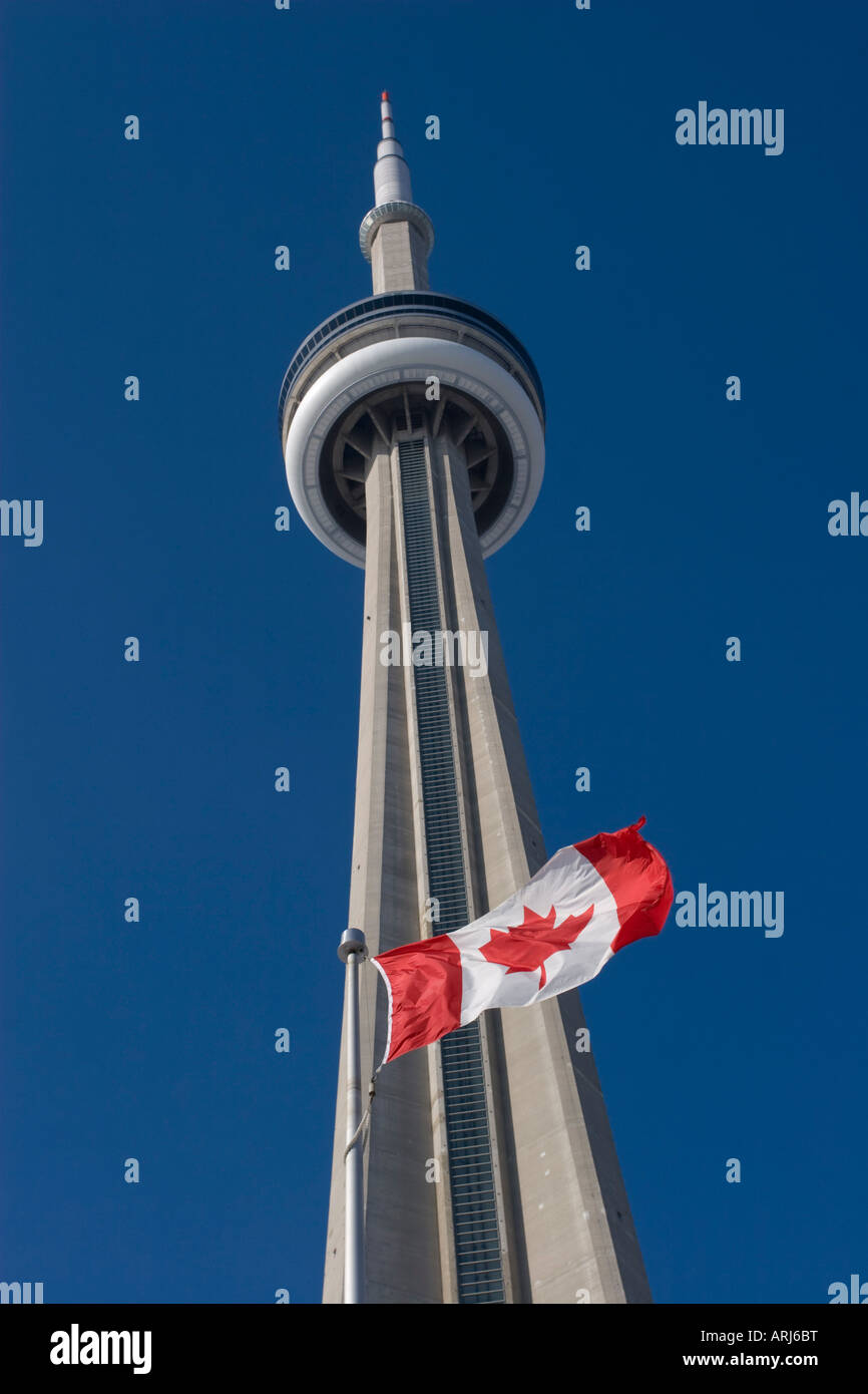 Cn tower canadian flag hi-res stock photography and images - Alamy