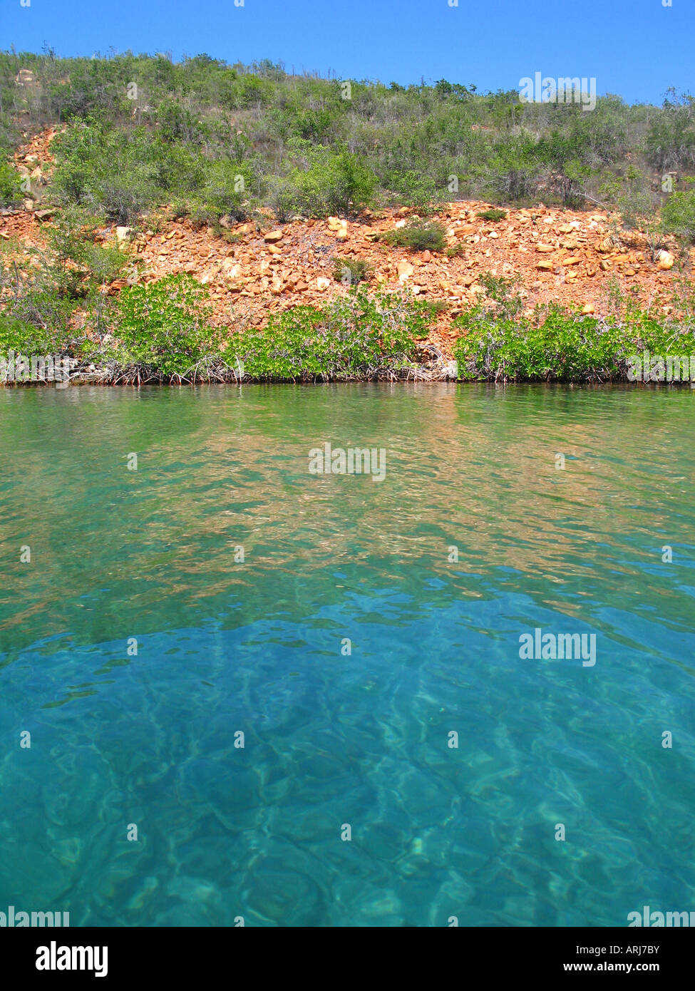 Beach at Parque Nacional Mochima, Playa en el Parque Nacional Mochima ...